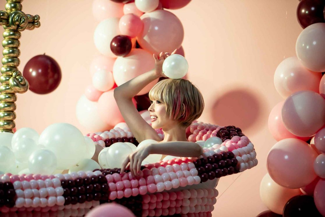 au / INFOBAR nishikigoi | CREATOR BOX INC. | 株式会社クリエイターボックス